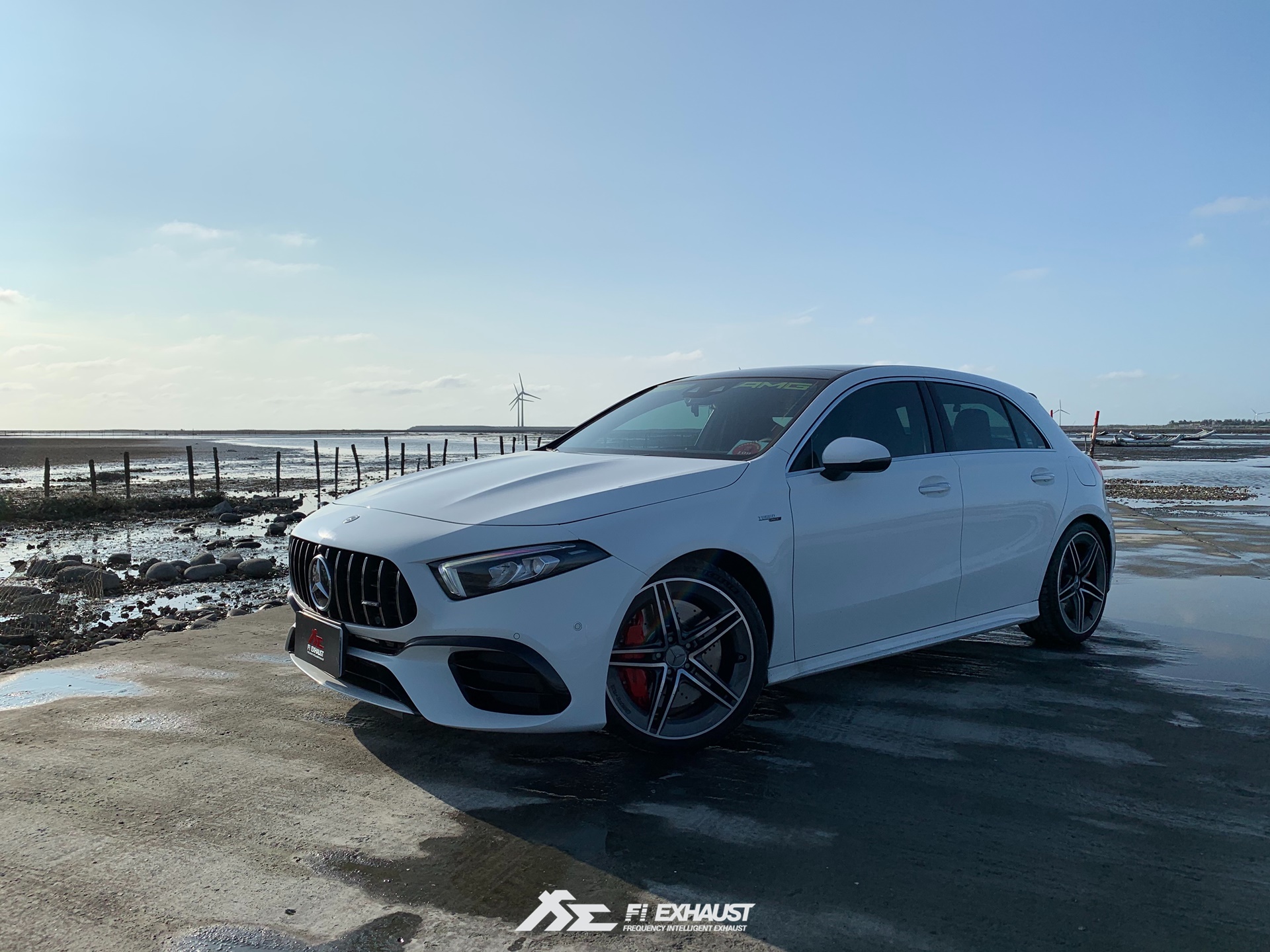 梅赛德斯-AMG W177 A 45 / S - Fi 排气管
