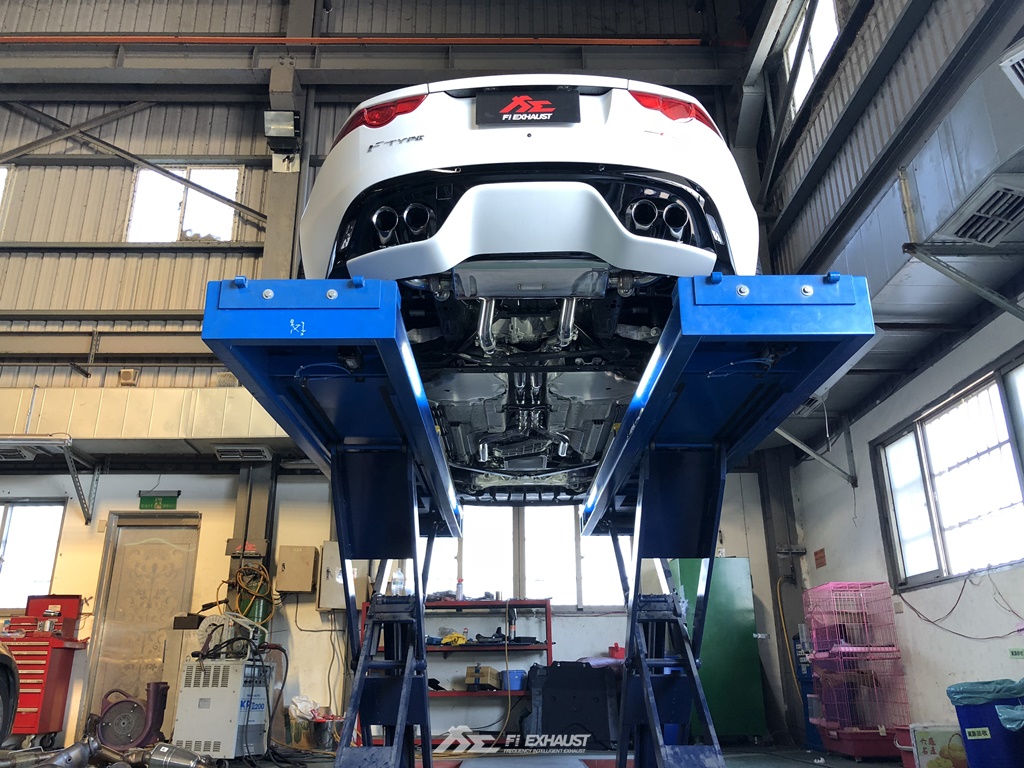 Jaguar F-Type R AWD - Fi Exhaust