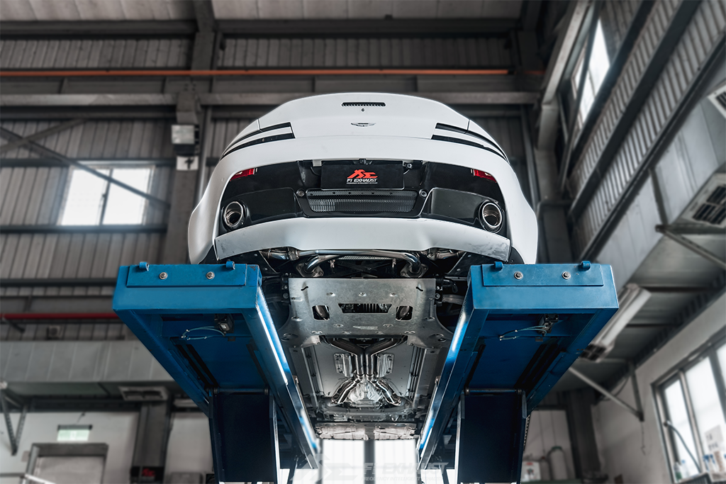 Aston Martin Vantage S V8 - Fi Exhaust