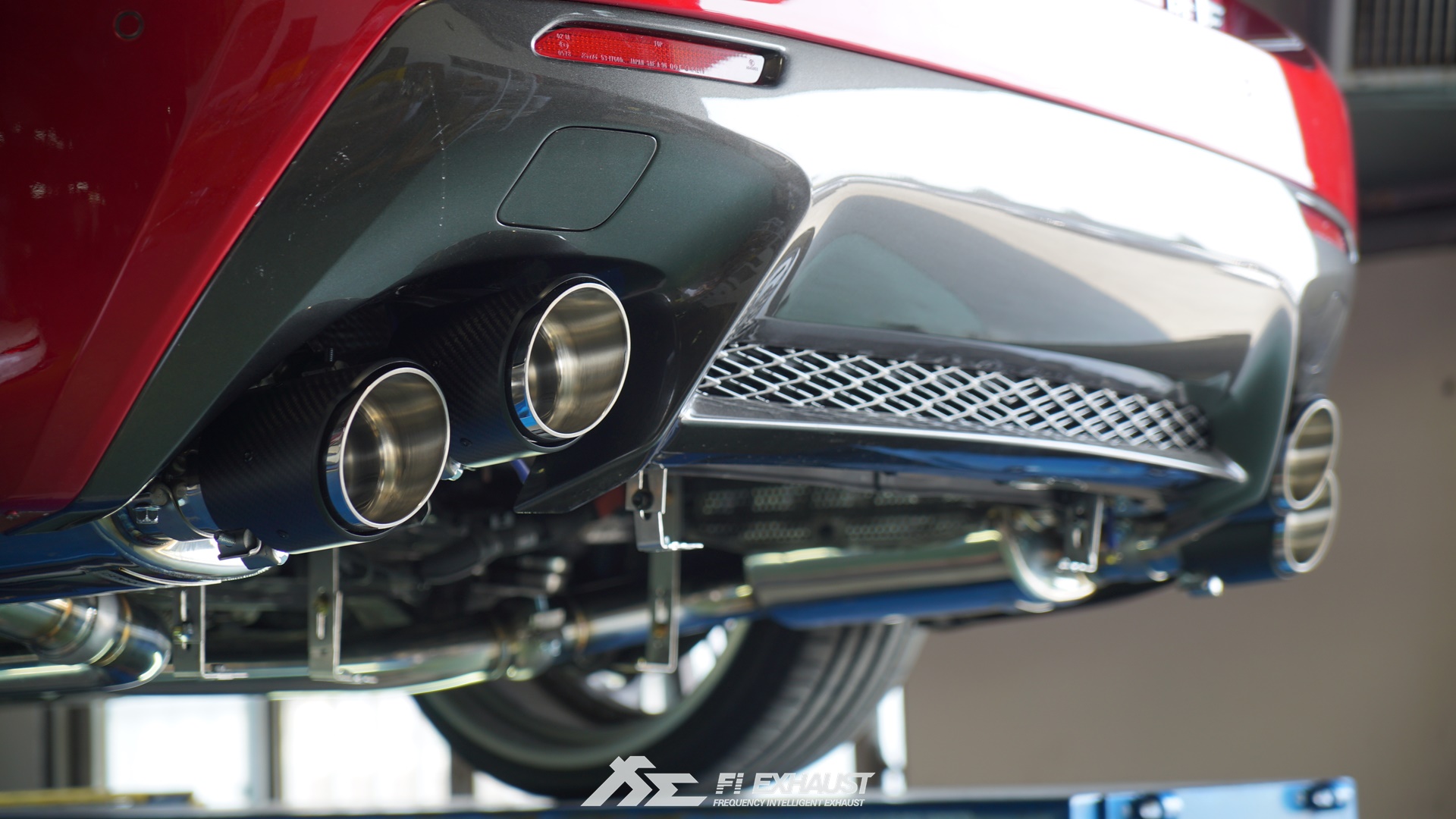 Lexus RC F - Fi Exhaust