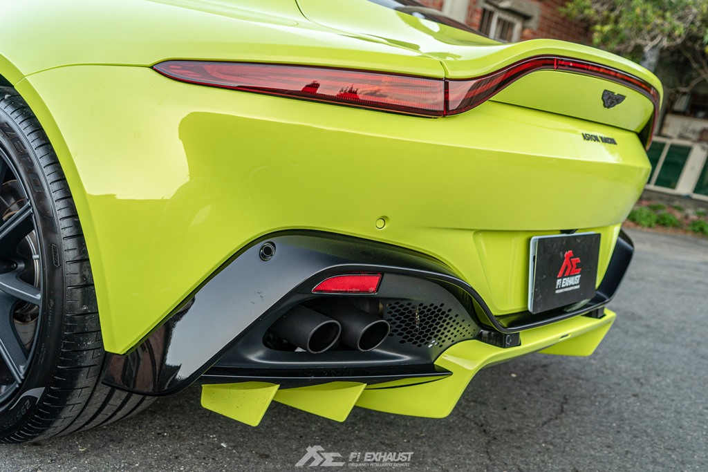 Aston Martin Vantage V8 - Fi Exhaust